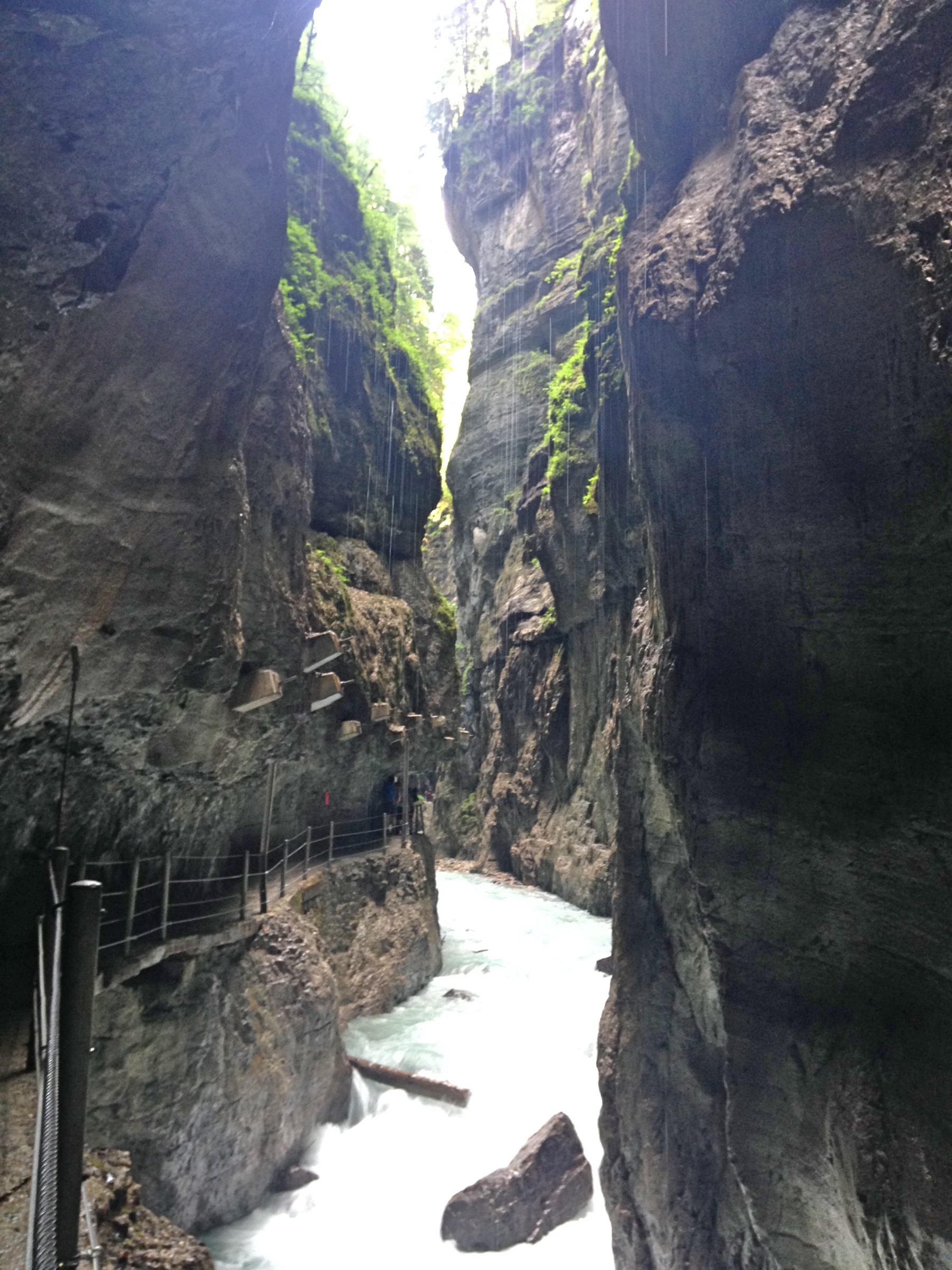 Auf die Zugspitze übers Reintal – Deutschlands schönste Wanderung ...